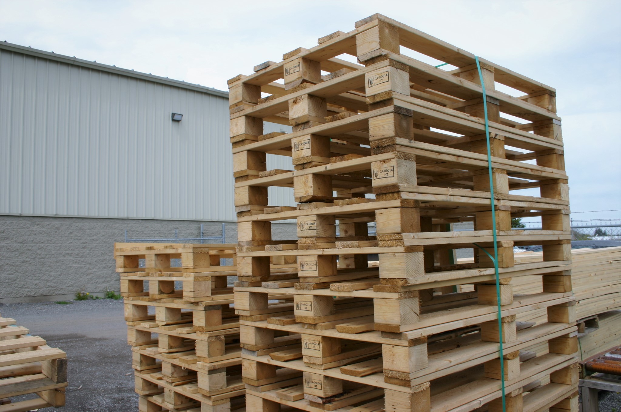 Pallets, Skids, ISPM 15, Custom Crates, Custom Crating